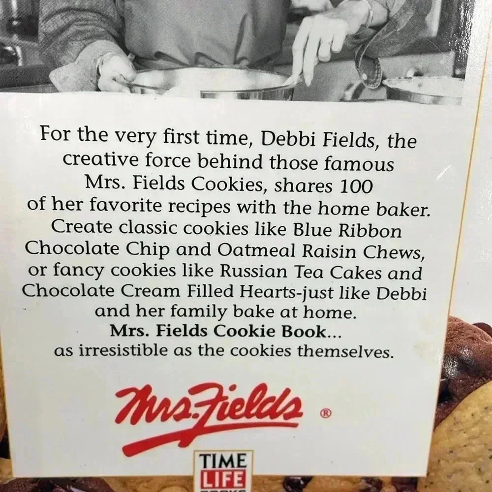 Mrs Fields | Kitchen | Mrs Fields Cookie Cook Book | Poshmark